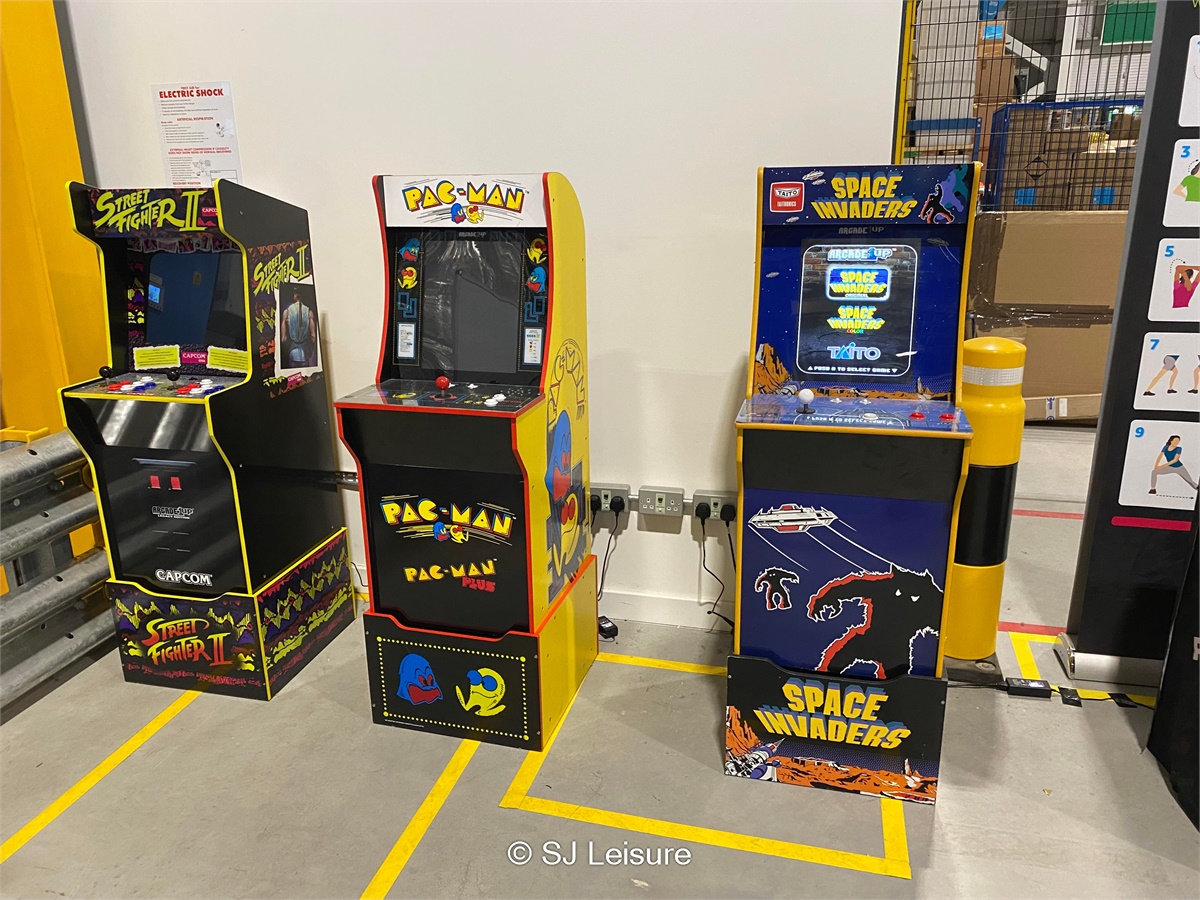 Super Retro Arcade Game Package - Bouncy Castle Hire | Inflatable & Fun ...